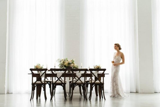 Modern Rustic Wedding Ceremony Ideas | Chez Wedding Venue
