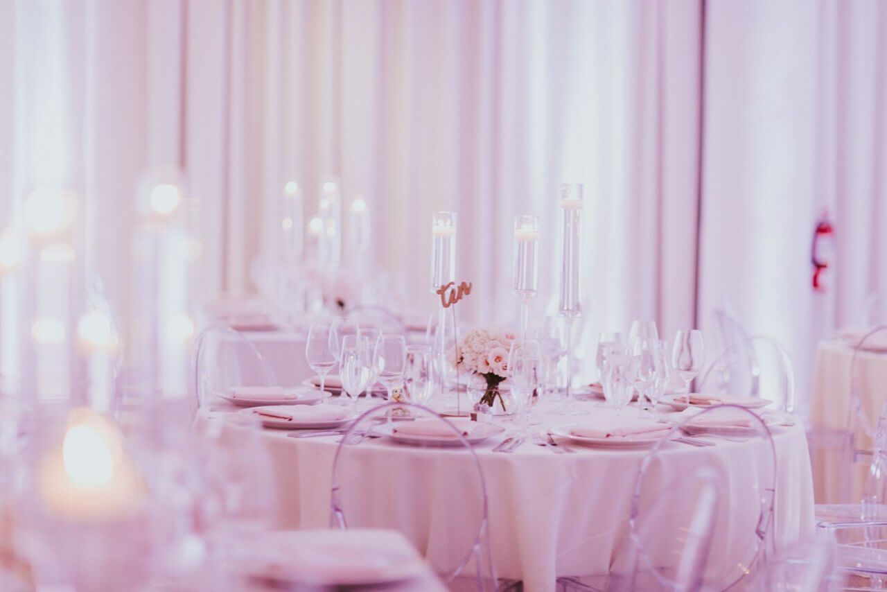 Katelin and Adam's Modern Purple Wedding | Chez Chicago Wedding Venue Katelin and Adam's Modern Purple Wedding | Chez Chicago Wedding Venue