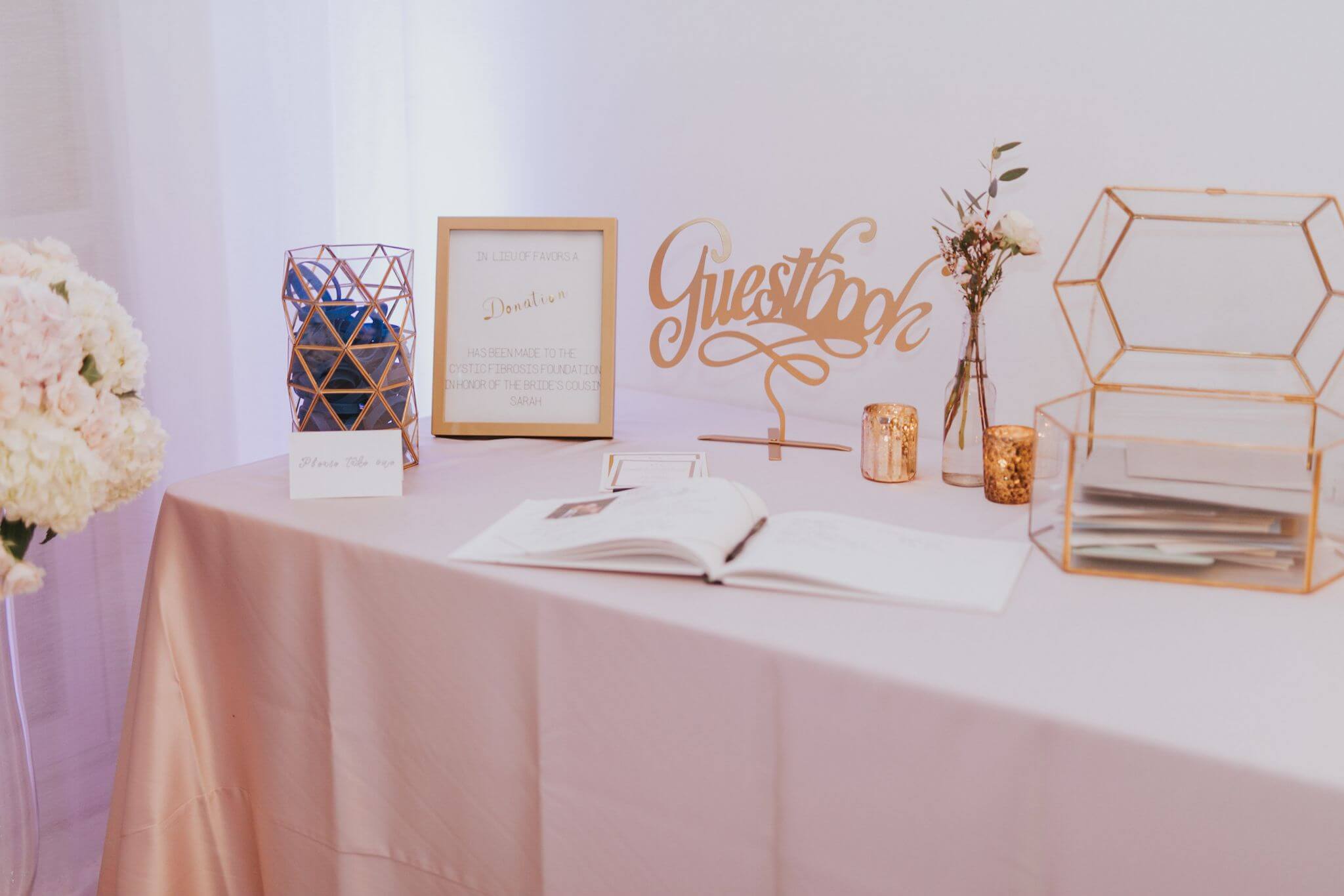 Katelin and Adam's Modern Purple Wedding | Chez Chicago Wedding Venue Katelin and Adam's Modern Purple Wedding | Chez Chicago Wedding Venue